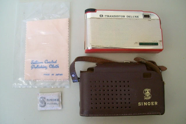 VINTAGE SINGER 9 Transistor Deluxe Model R 910-A Portable Radio W/ Case ...