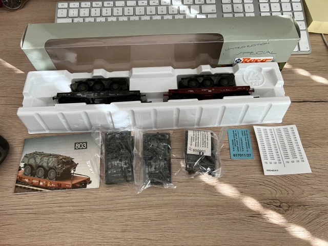 ROCO MINITANKS H0 803 2 Schwerlastwagen mit 2 x Fuchs Neuwertiger Zustand in OVP EUR 79,99 ...