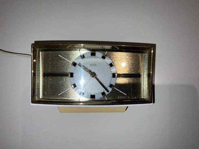 VINTAGE METAMEC CLOCK Gold Retro Analogue Mantle Electric clock Bedside ...