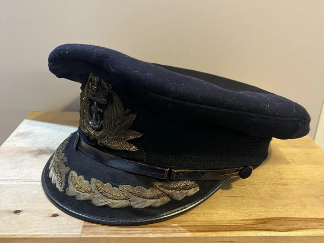 WW2 ROYAL NAVY Commander and Captain’s cap with white cover £75.00 ...