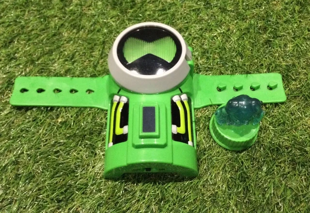 BEN 10 ULTIMATE Alien Ultimatrix Watch Omnitrix 2010 Bandai Deluxe £14. ...