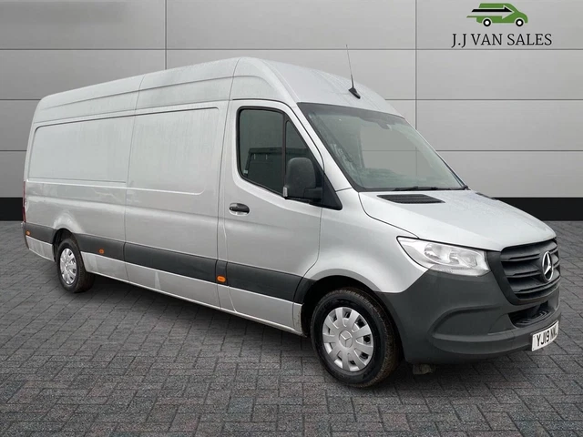 2019 MERCEDES-BENZ SPRINTER 3.5t H2 Van PANEL VAN DIESEL Manual £10,495 ...