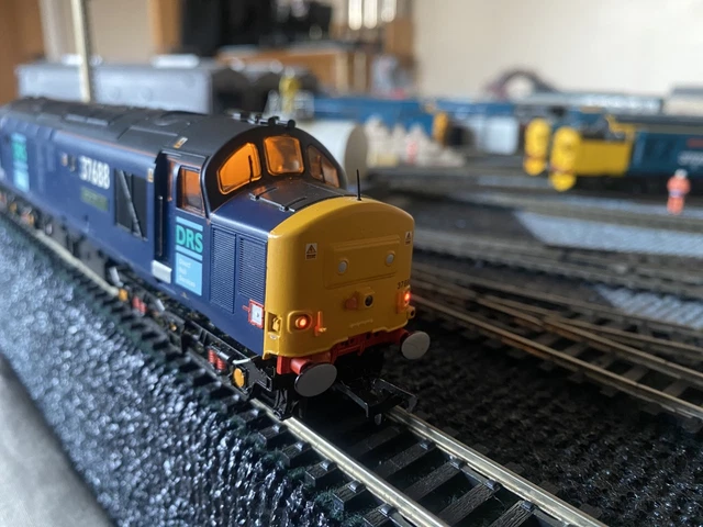 BACHMANN CLASS 37 37688 Drs Livery Dcc Ready (Boxed) - Good Used £99.50 ...