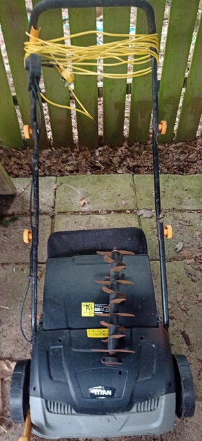 TITAN SCARIFIER AND Lawn Raker PICK UP ONLY £20.00 - PicClick UK