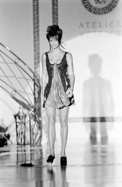 HELENA CHRISTENSEN MODEL in a Atelier Versace fashion show 1993 Old ...