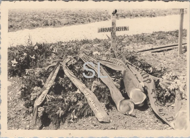 FOTO, MG.-BATL. 14, Beisetzung, Friedhof, Bar-le-Duc, Frankreich, 1942 ...