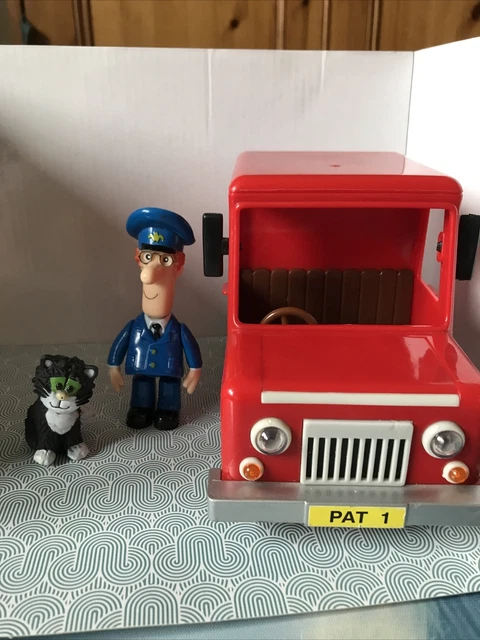 POSTMAN PAT AND Jess The Cat, Royal Mail Toy Van PAT 1 Friction £12.99 ...
