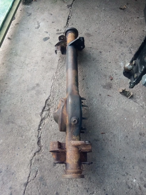 LAND ROVER DEFENDER 300tdi ,110 front axle casting £80.00 - PicClick UK