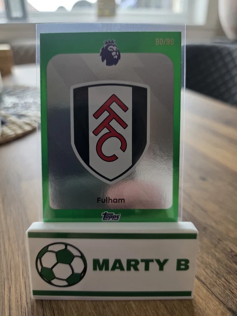 TOPPS PREMIER LEAGUE 2025/26 Fulham Team Badge 6/99 Green Parallel £15. ...