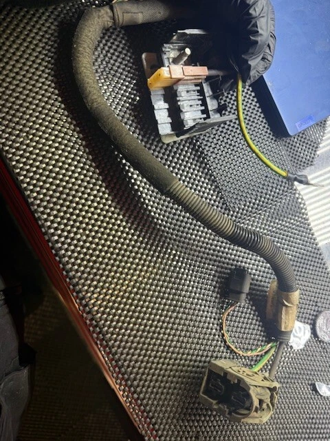 PEUGEOT 207 MK2 Electric Power Steering Rack Wiring Loom 10-12 Plugs ...