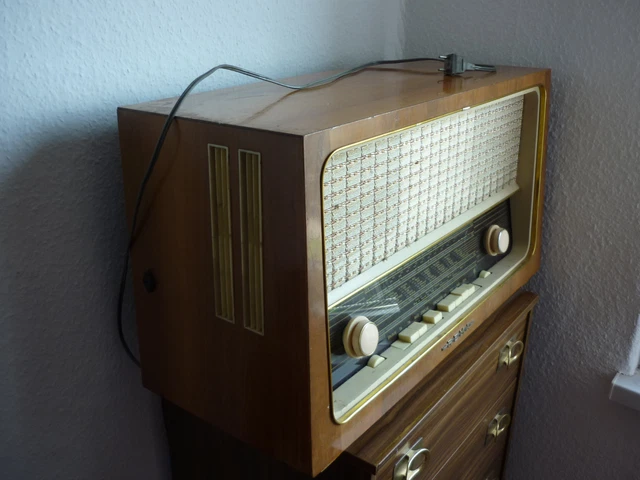 ORIGINAL DDR RÖHREN Radio REMA VEB Elektro Akustik 2001 EUR 79,00 ...