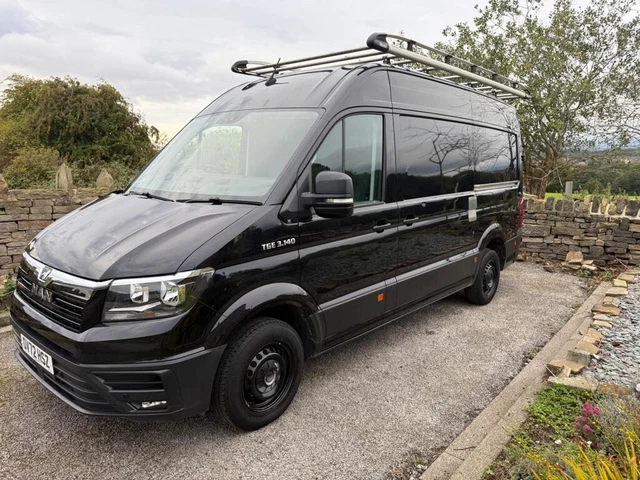 MAN TGE 2.0 3140d LION XS Panel Van 5dr Diesel Auto FWD Standard High ...