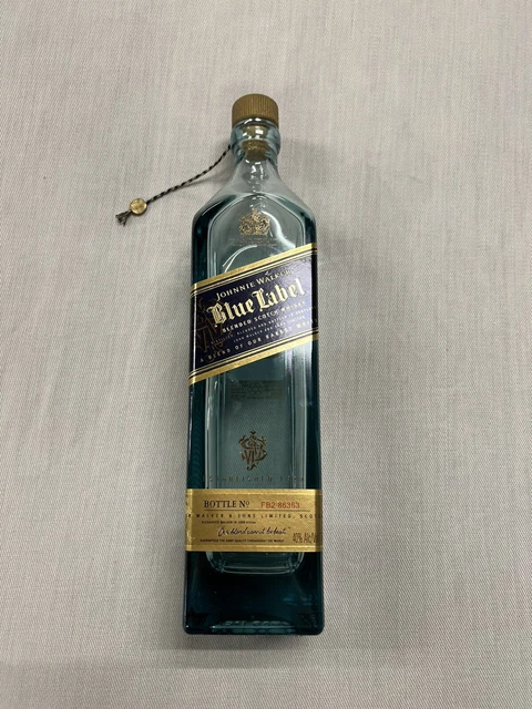 JOHNNIE WALKER BLUE Label Scotch Whiskey Empty Bottle 750ML £12.41 ...