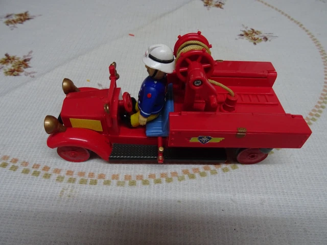 FIREMAN SAM - Station Officer Steele Figure With Bessie The Vintage ...
