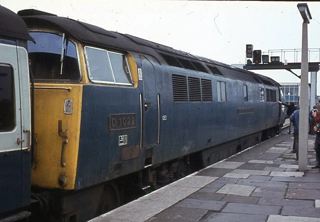 ORIGINAL COLOUR SLIDE of D1022 BR class 52 Western diesel hydraulic ...