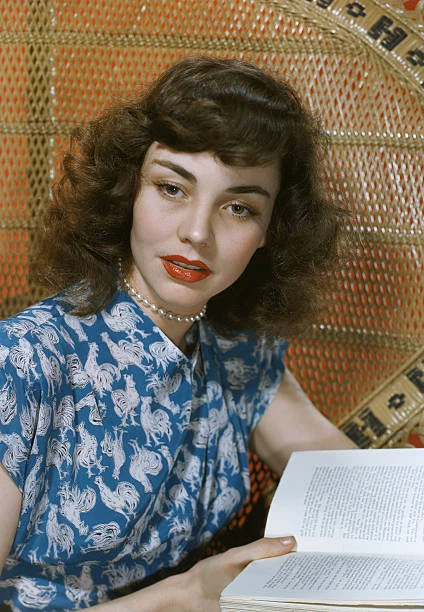 AMERICAN ACTRESS JENNIFER Jones 1950 OLD MOVIE PHOTO 2 $9.00 - PicClick AU