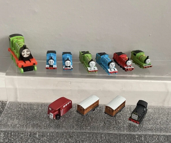 THOMAS THE TANK Engine & Friends Figure Bundle Job Lot X11 £6.99 ...