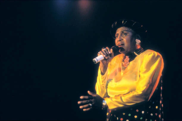 SOUTH AFRICAN SINGER Miriam Makeba Performs 1989 Old Music Photo 2 $9. ...