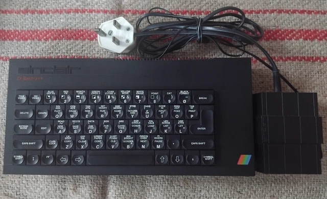 SINCLAIR ZX SPECTRUM 48k Harlekin, plus Case, passendes Netzteil EUR ...