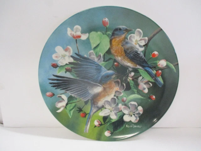 THE BLUEBIRD PLATE Encyclopedia Britannica Birds of Your Garden By ...