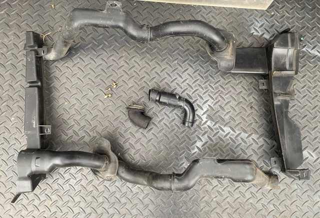 MERCEDES W140 ENGINE bay water drain £60.00 - PicClick UK