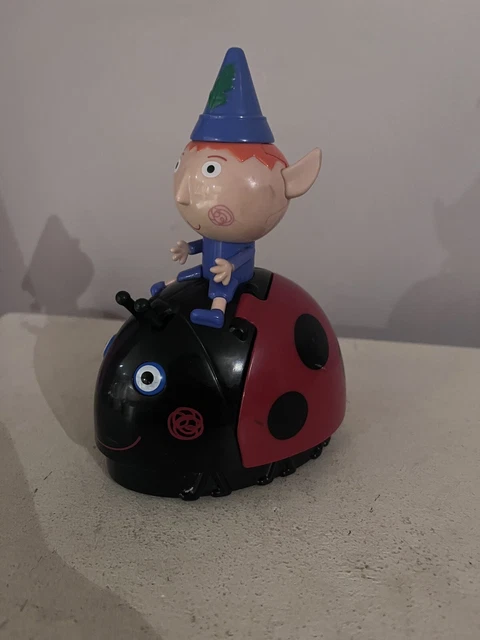 BEN & HOLLY'S Little Kingdom. Bump and Go Run Around Toy. Ben riding ...