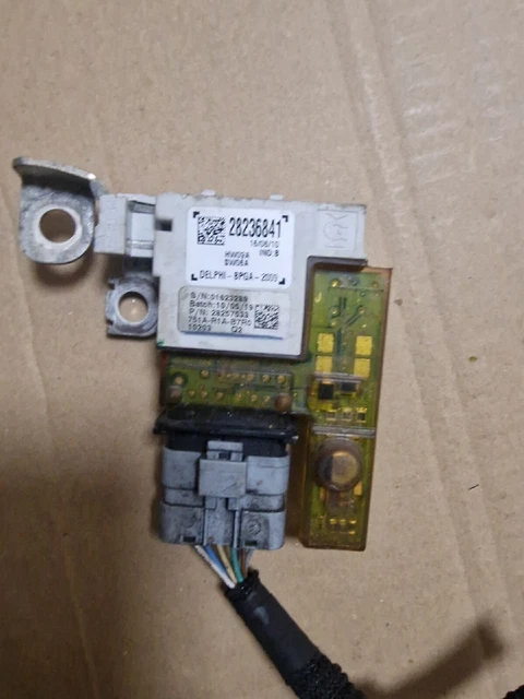 CITROEN C4 PICASSO Peugeot 3008 5008 Battery Fuse Box Voltage Module ...