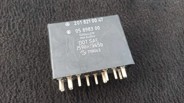 MERCEDES-BENZ W124 W126 W201 Turn Signal Flasher Relay 2018210047 (A3 ...