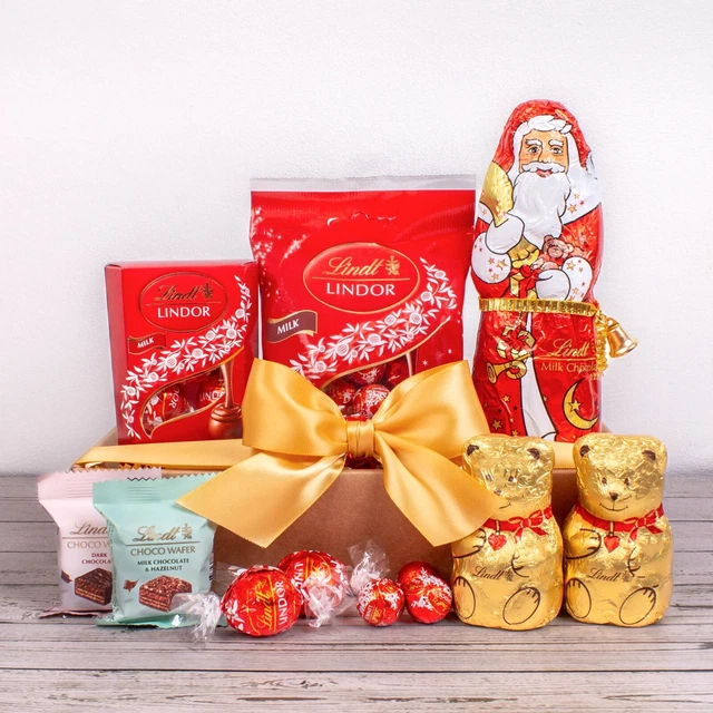 LINDT CHOCOLATE CHRISTMAS Hamper - Gift Box Present Lindor Santa Luxury ...
