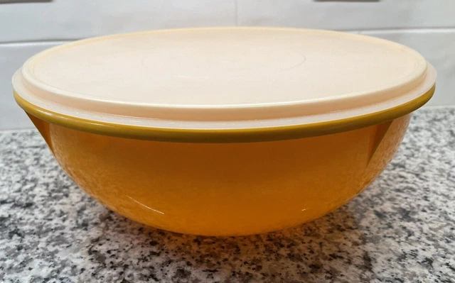 VINTAGE TUPPERWARE 26 CUP Fix-N-Mix Bowl Yellow Gold 274-5 TupperSeal ...