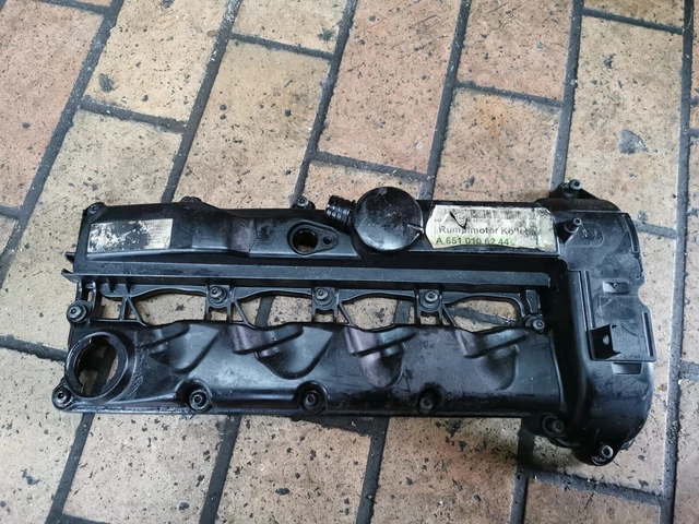 ORIGINAL MERCEDES-BENZ W212 W204 C220 E220 CDI OM651 Valve Cover ...
