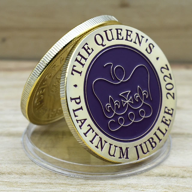 QUEEN ELIZABETH 70TH Platinum Jubilee Medal Gold Plated Commemorative ...