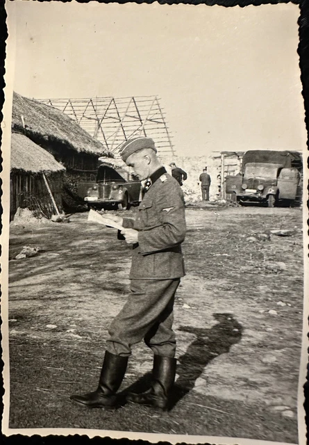 GERMAN PHOTO WW2 ARCHIVE : Officier 5. Panzer Division WIKING ...