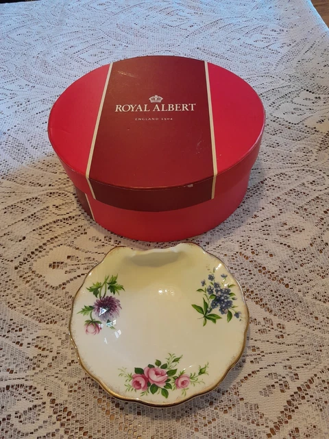 ROYAL ALBERT FLOWER Of The Month Trinket Dish £12.50 - PicClick UK