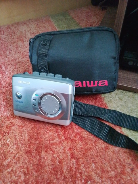 AIWA GS282 PERSONAL Cassette Player With Aiwa Case £10.00 - PicClick UK