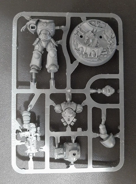 GW WARHAMMER 40K Space Marine Blood Angel Terminator Captain On Sprue ...