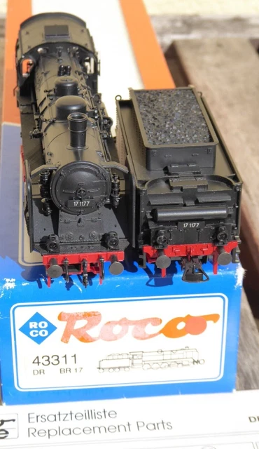ROCO 43311 H0 Dampflok BR 17 1177 DR Epoche 3 Lunin Wimpel, Lok des BW ...