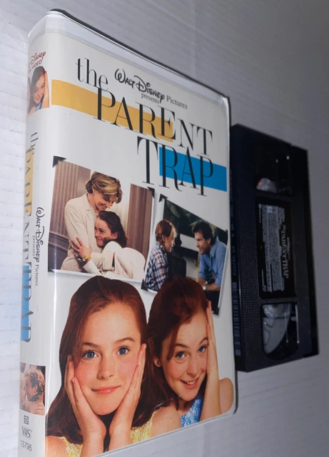 VINTAGE 1990S DISNEYS The Parent Trap VHS Clam Shell Case Lindsay Lohan ...