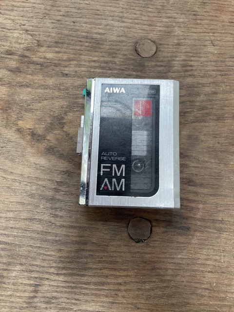 RARE AIWA HS-T06 Radio Cassette WALKMAN working, Collectable 1980's £30 ...