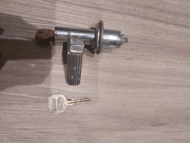 JAGUAR XJS PRE Facelift Boot Trunk Lid Lock With Key Lever Handle ...
