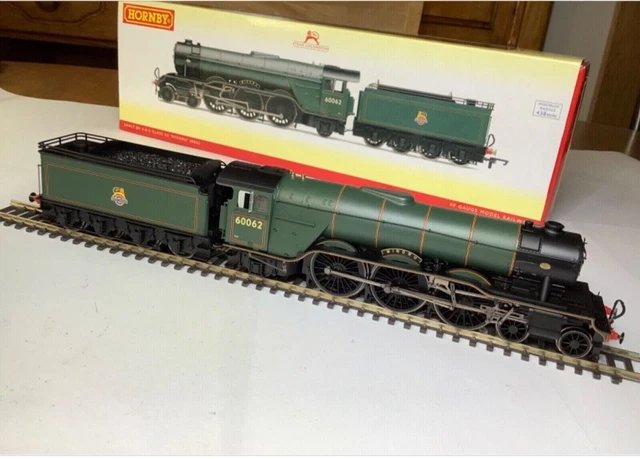 HORNBY R3312 BR Green E/Emblem 4-6-2 A3 Class Loco 60062 Minoru £139.99 ...