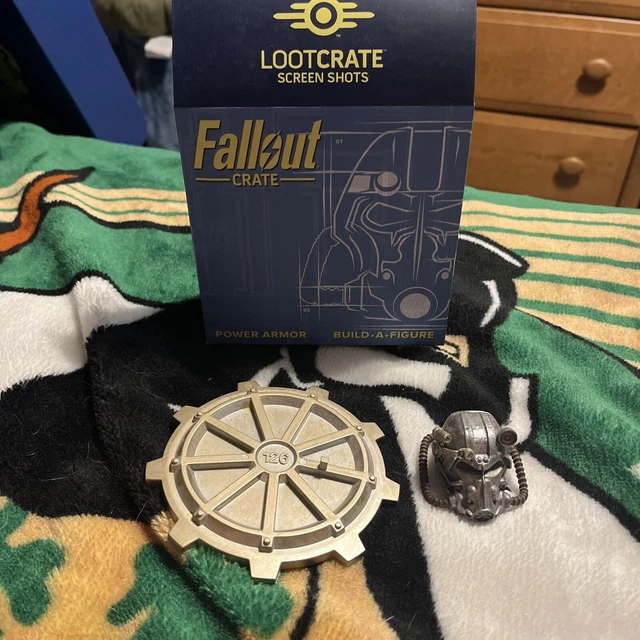 LOOTCRATE FALLOUT CRATE Power Armor Build-A-Figure BASE/HELMET 1 of 6 £ ...