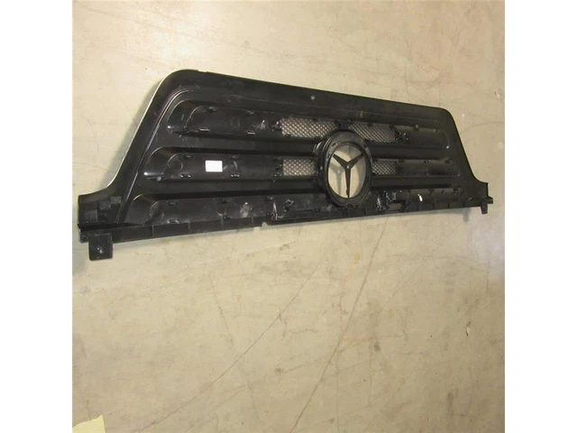 MERCEDES BENZ ORIGINAL Actros MP2 from 2002-2008 Radiator Grill Front ...