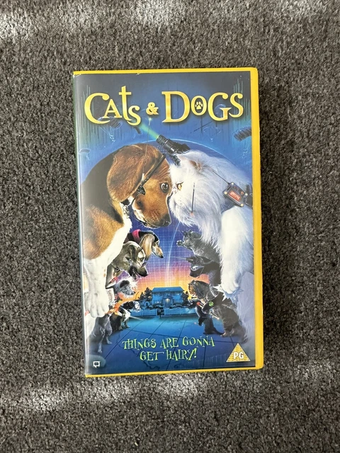 CATS AND DOGS (VHS/SUR, 2001) £3.00 - PicClick UK