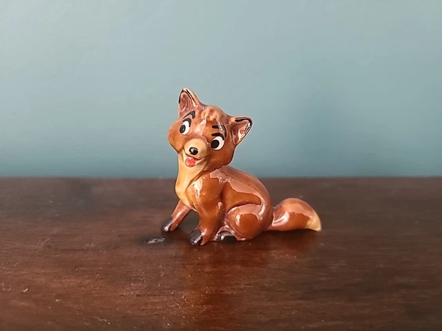 RARE WADE WALT Disney Tod Fox with Wade Sticker, Fox & Hound Collection ...