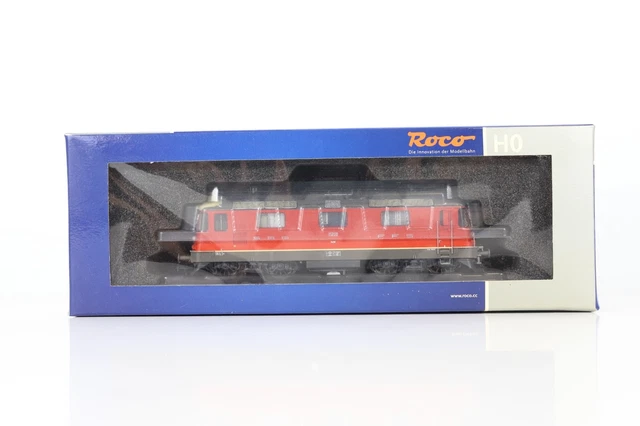 ROCO 72403 HO Gauge Re4/4 SBB CFF Red "11208" DCC Sound Electric ...