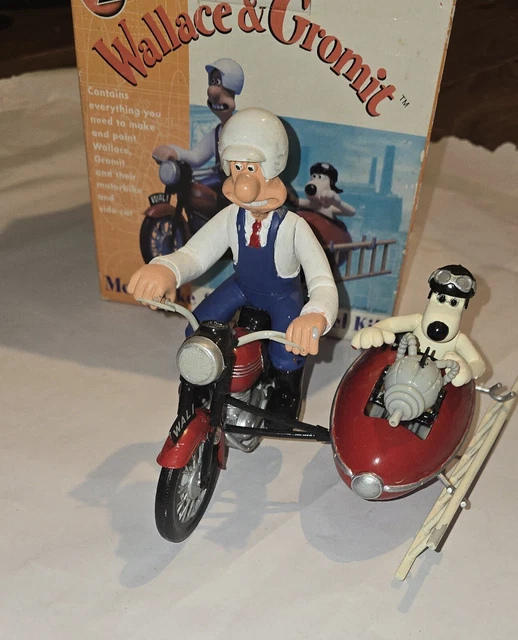 WALLACE AND GROMIT figures on bike and side cart £21.00 - PicClick UK