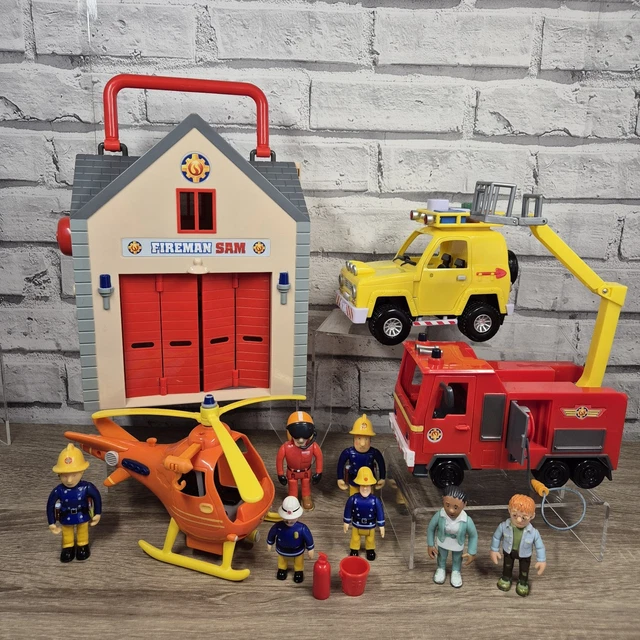 FIREMAN SAM FIGURE And Playset Bundle Helicopter Jupiter Fire Engine ...