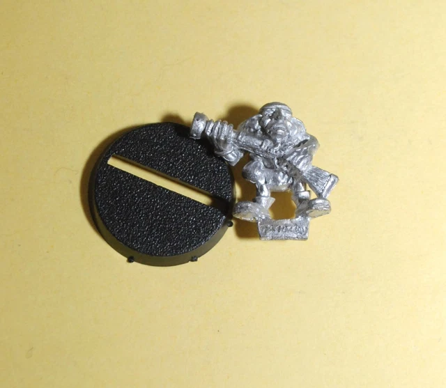WARHAMMER 40K - Orks, Classic Rogue Trader, Ork Gretchen / Grot #B £8. ...