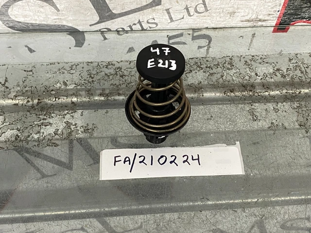 GENUINE MERCEDES BENZ W213 E Class Front Bonnet Stop Spring A2058800027 ...